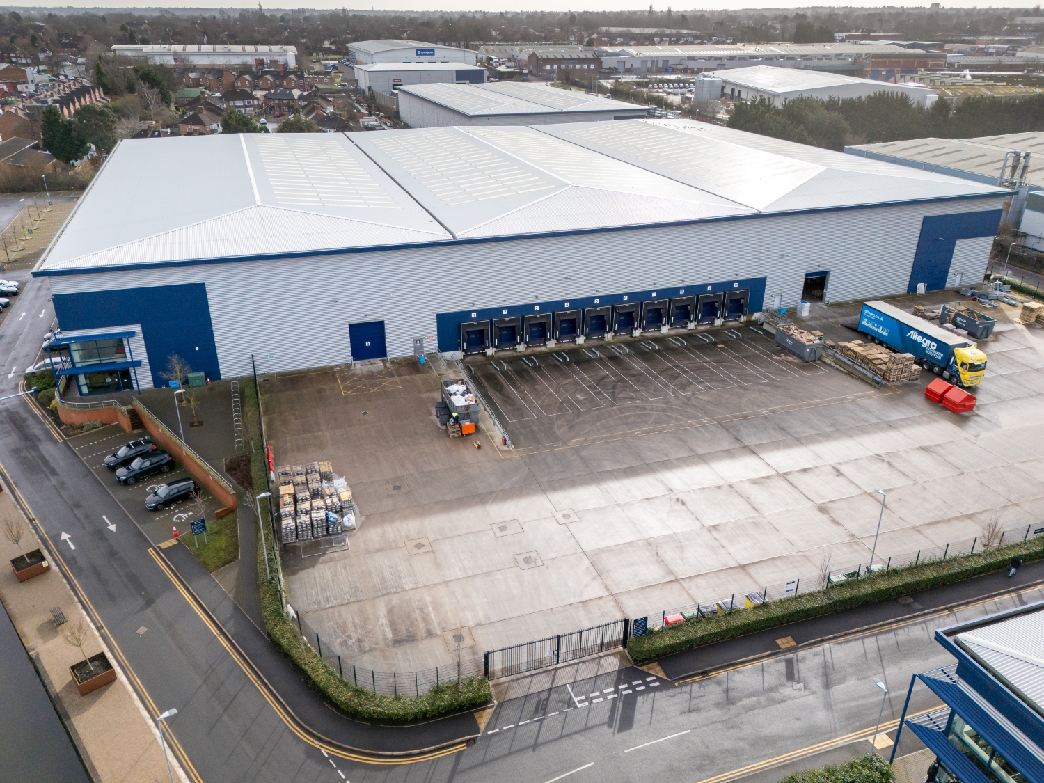LEDVANCE opens new UK warehouse - CIE
